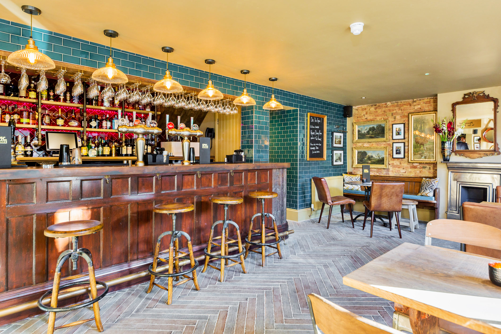 Anchor at Aspley Guise reopens after transformative £600,000 ...