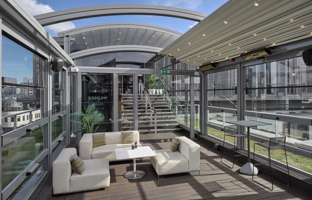 Literally raising the roof: At Hilton’s brand new Tower of London bar ...