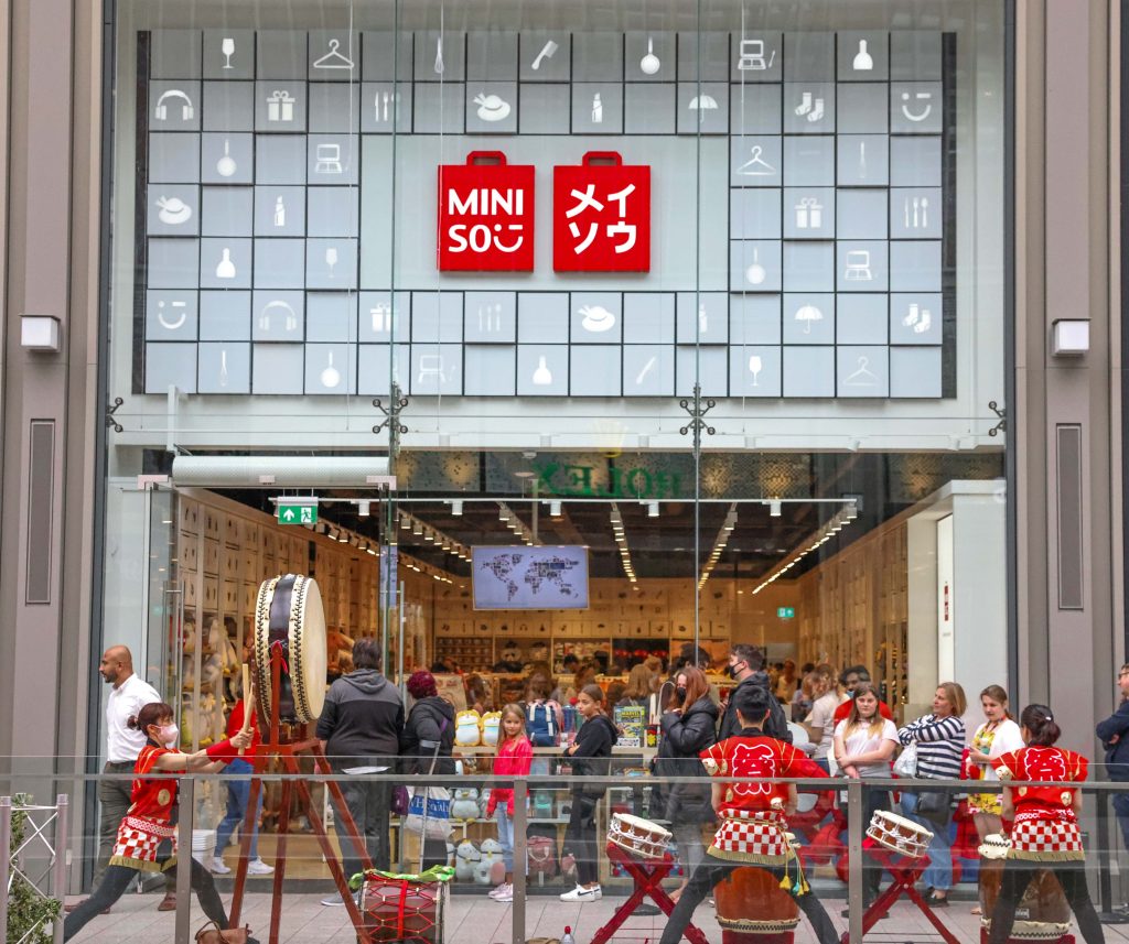 ‘Toy-riffic’: Westgate secures MINISO and Hamleys - Luxury Hospitality ...